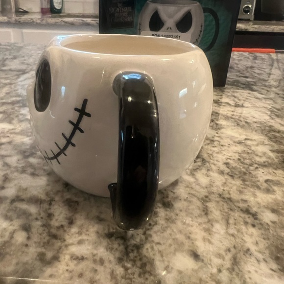 Disney | Dining | Tim Burtons The Nightmare Before Christmas 22 Oz ...